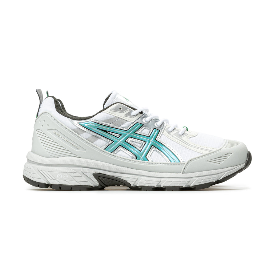 Asics – CROSSOVER