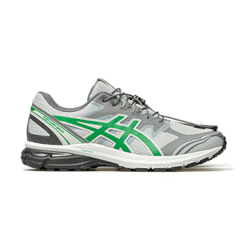 Asics – CROSSOVER