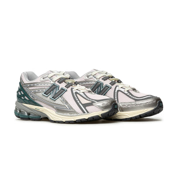 New Balance at CROSSOVER