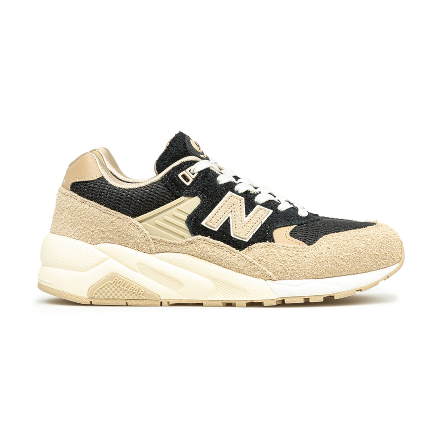 New Balance at CROSSOVER