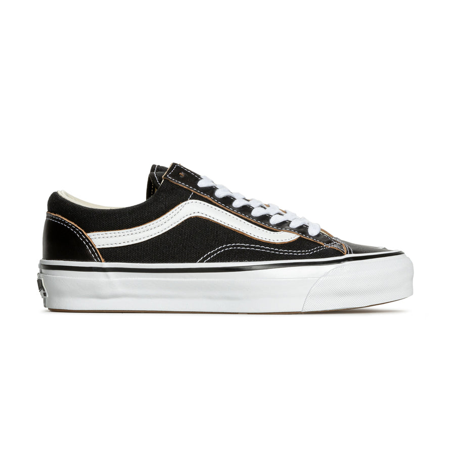 Vans at CROSSOVER